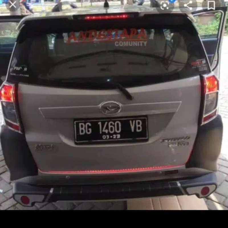 Jual Spoiler Toyota Calya Trd Plastic Dengan Lampu - Scarlet Red New ...
