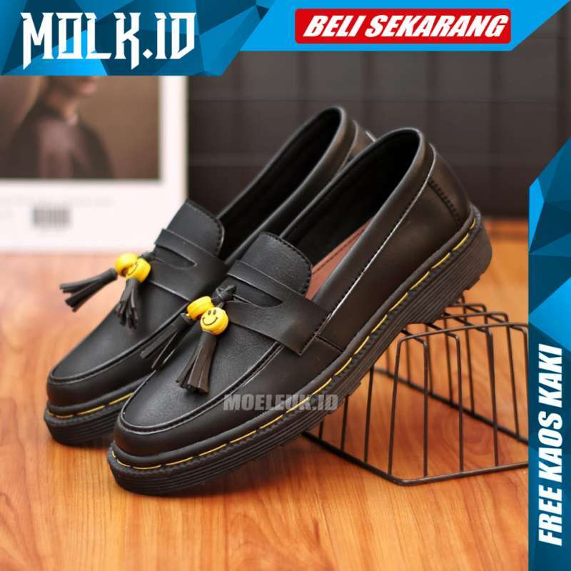 Promo Wolf Smile Sepatu Docmart Pria Smile Loafers Pantofel Casual ...