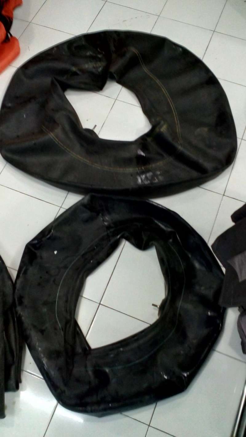Jual Ban Dalam Tubing Truk Bus Tronton Engkle Untuk River Tubing Uk ...