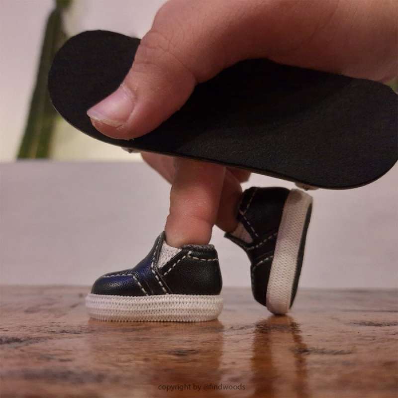 Jual Sepatu Jari Mini Fingerboard Shoes Di Seller Suzuka - Cengkareng ...
