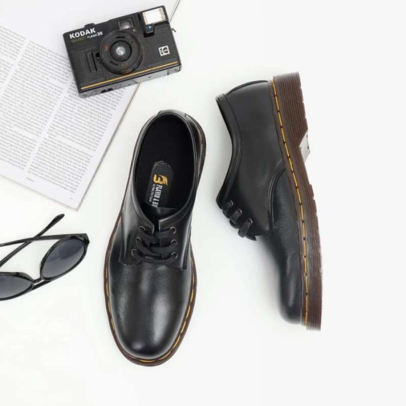 Jual Sepatu Pantofel Sepatu Kerja Kulit Asli Boston Moretti Model ...