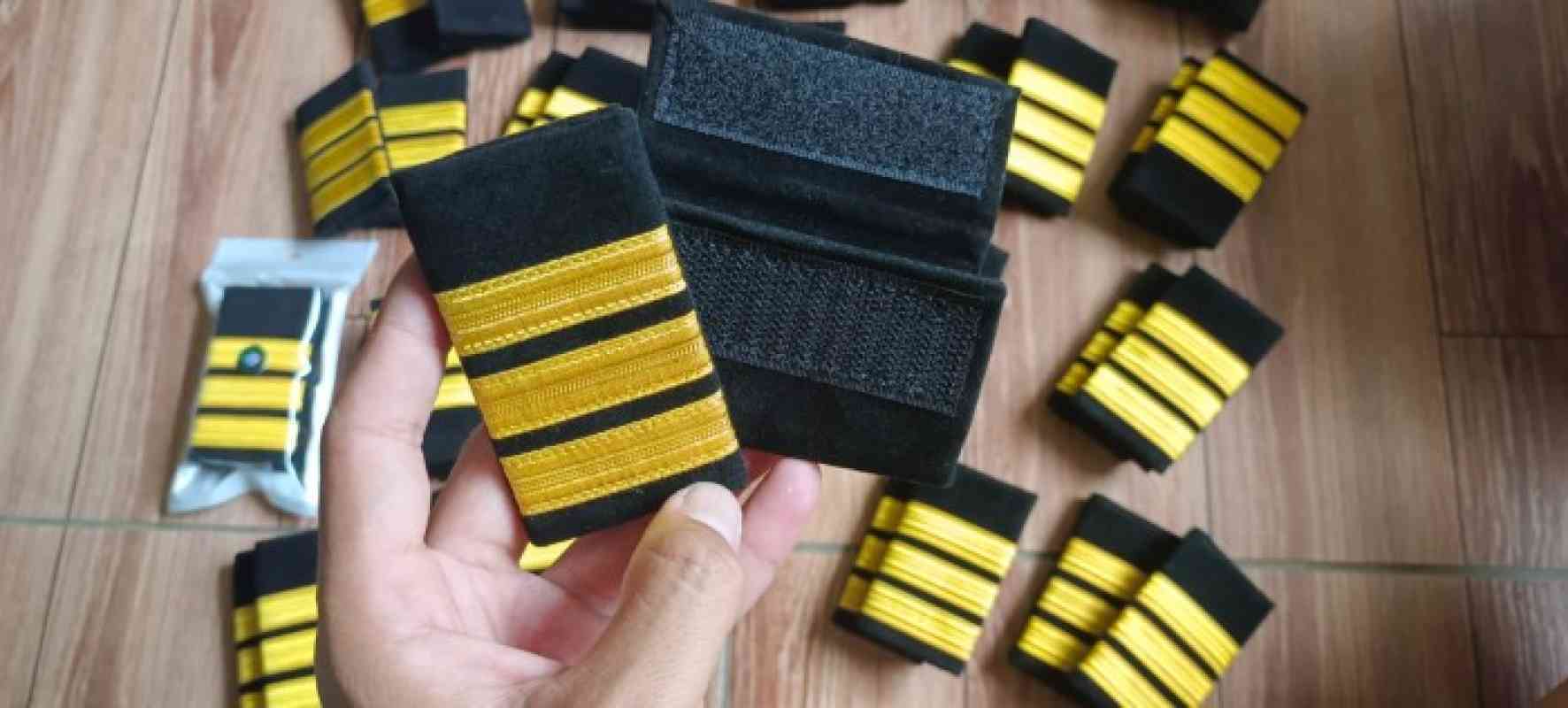 Jual Bar Pilot 3 Gold Pangkat Pilot Original Bergaransi Di Seller ...