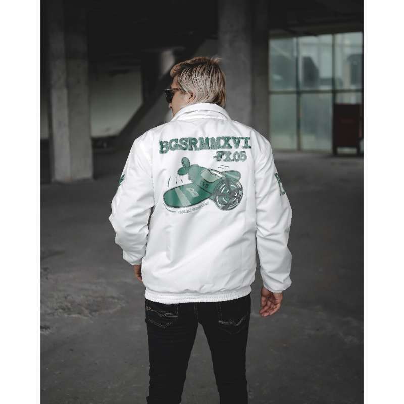 Jual Jaket Bomber Pilot Untuk Pria Warna Hitam Dan Putih Anti Air Bgsr ...