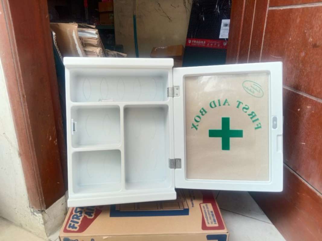 Jual Kotak Obat / Kotak P3k Mc 11 Maspion Logo Hijau Termurah - Kotak Aja Di Seller Haveart ...