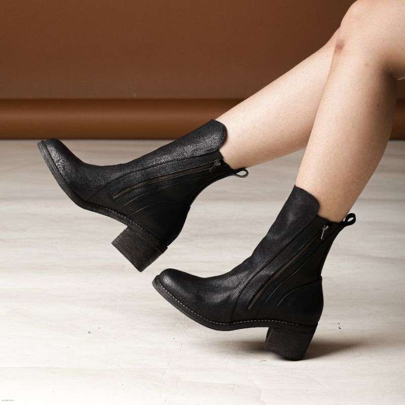 Jual Sepatu Boots Retro Wanita Kulit Grade A By M&t - 38 Hitam Di ...