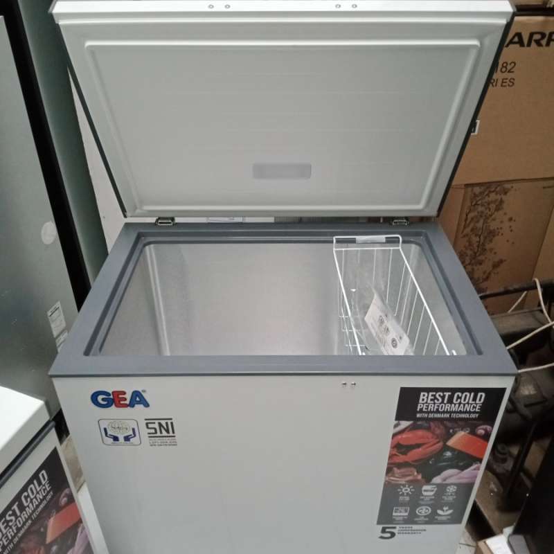 Promo Chest Freezer Gea 210 Liter Ab 208 Diskon 3% Di Seller Linggar ...