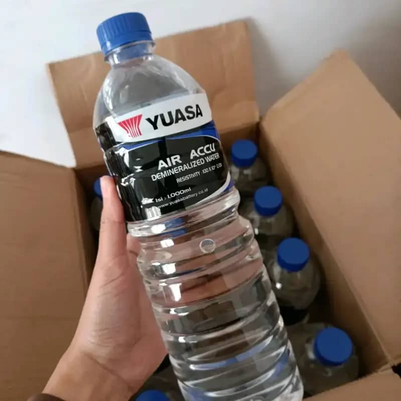 Jual [paket 12 Botol] Yuasa Air Aki Tambah Isi 1liter Motor Mobil Ari ...