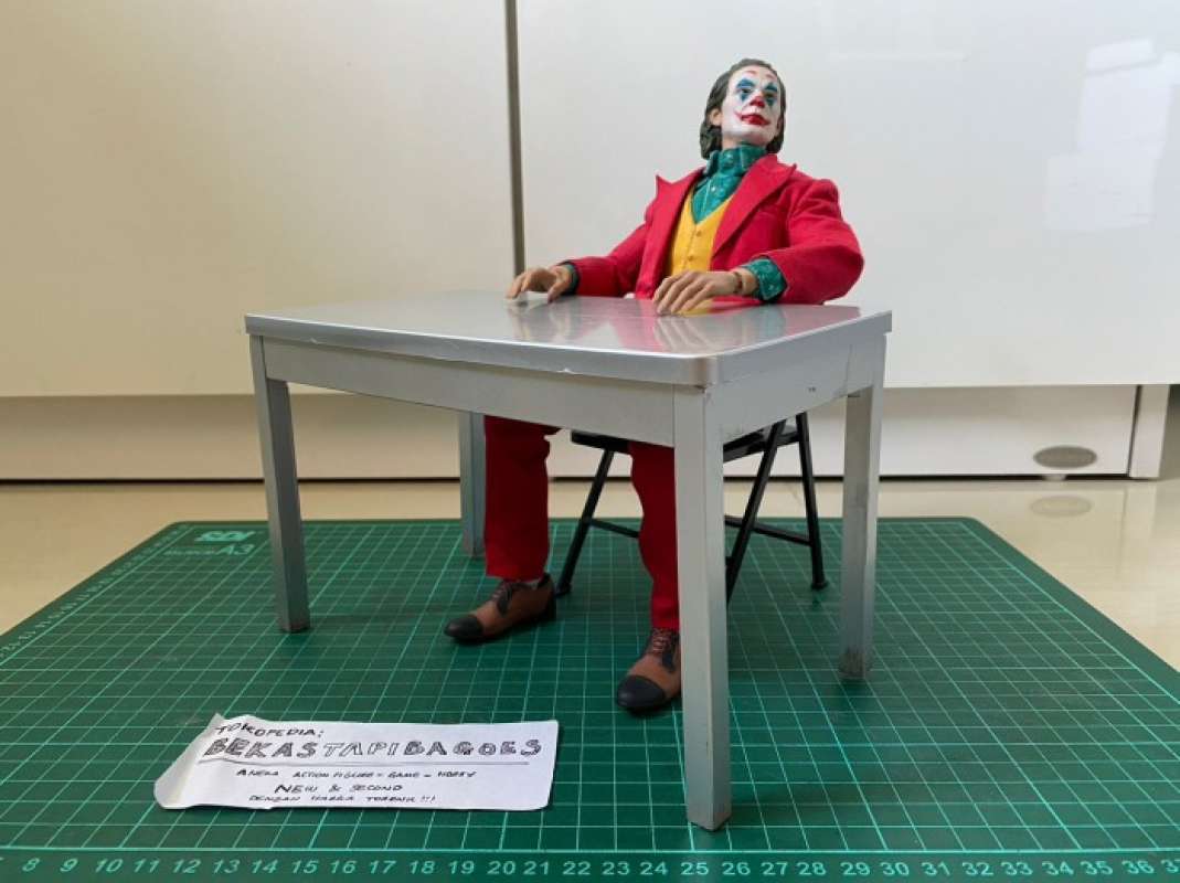 Promo 1/6 12 inch MEJA TABLE Diorama dari Heath Ledger Joker Batman Hot ...