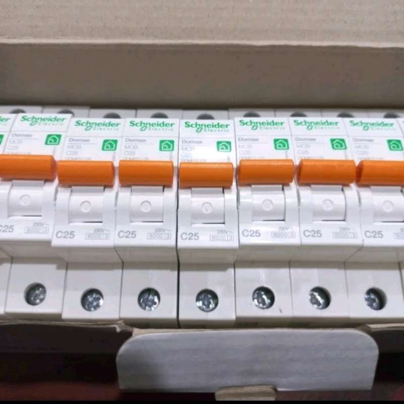 Jual Mcb Domae Schneider 25 A Ampere 1 Phase Di Seller Utama Jaya ...