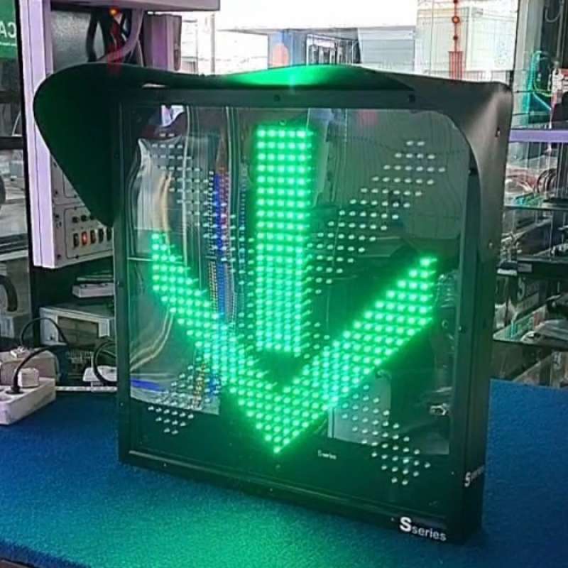 Jual Lampu Traffic Light Cross Arrow S Series Ca 60pc 60cm X 60cm S