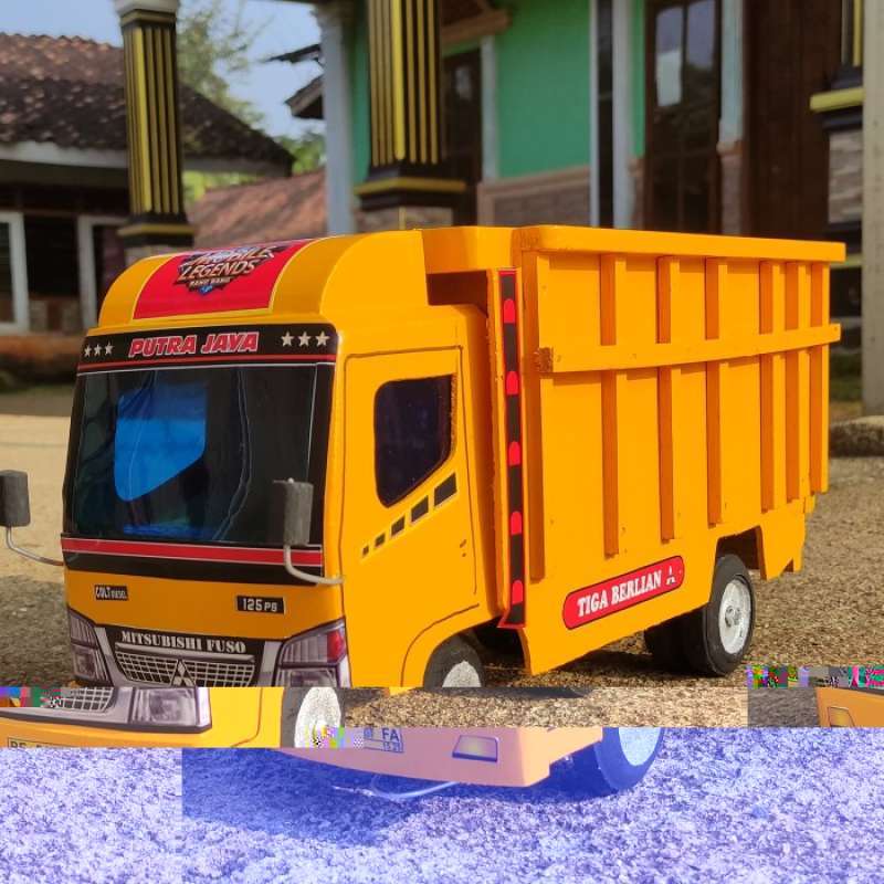 Promo Miniatur mobil truk oleng kayu mobilan mainan anak truck oleng ...