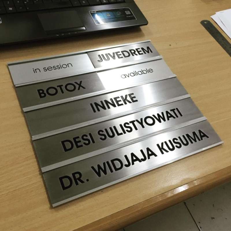Jual Door Sign Nama Ruangan / Nama Dokter / jabatan di Seller Cuanz ...