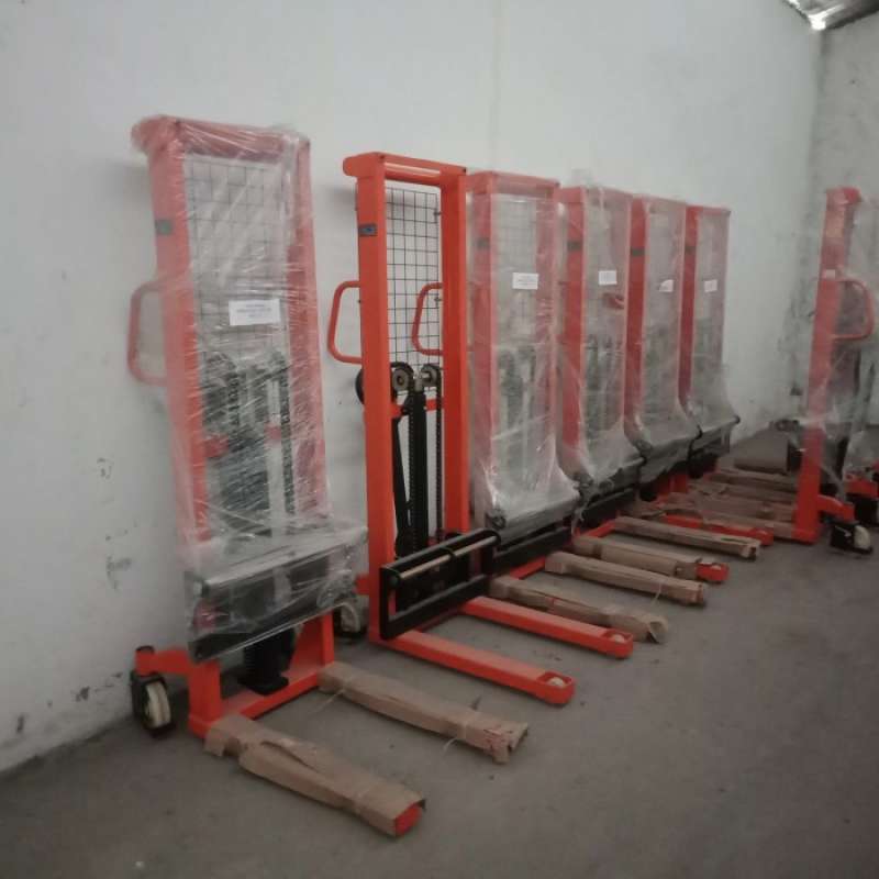 Promo Hand Lift Takeda - Hand Stacker Manual Diskon 23% di Seller Indah ...