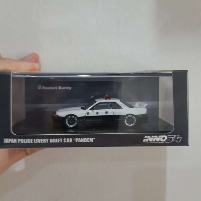 Promo Inno64 japan police livery drift car pandem nissan skyline gtr ...