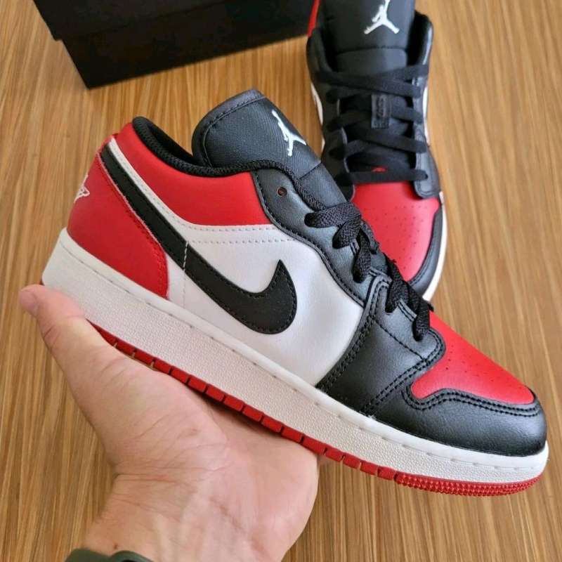 Jual Air Jordan 1 Low Bred Toe (GS) || chicago black red reverse bulls ...