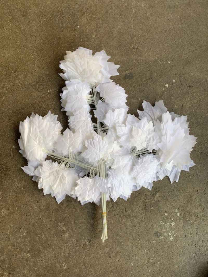 Promo Daun Dekorasi / Daun Artificial Maple Putih Diskon 33% Di Seller ...