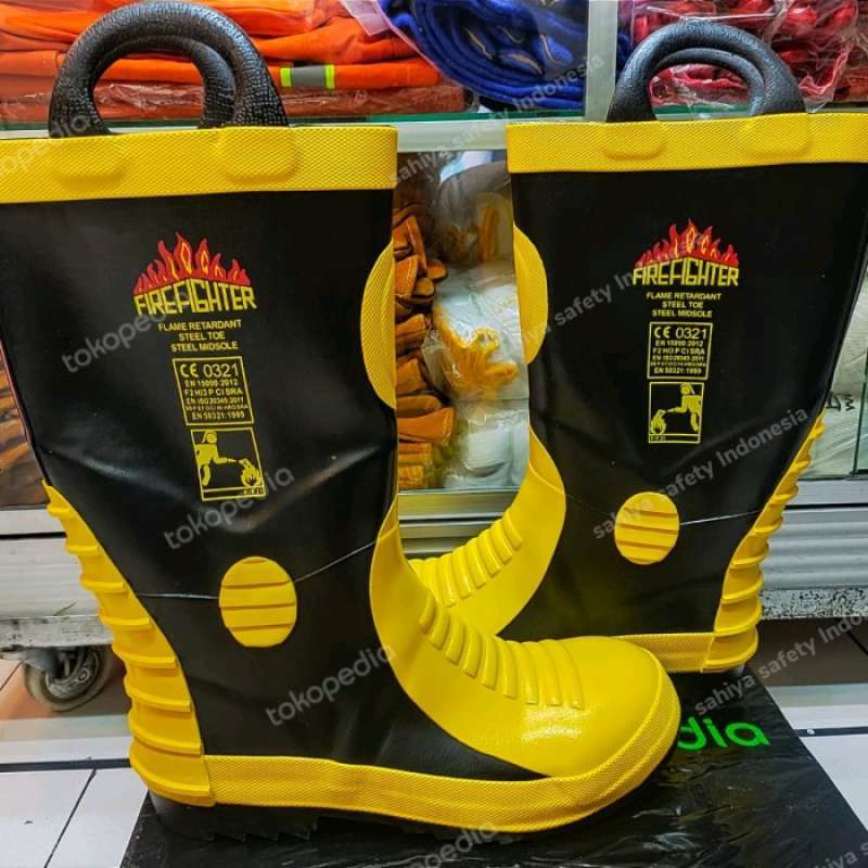 Promo Sepatu boot pemadam kebakaran / boots pemadam api Diskon 23% di ...