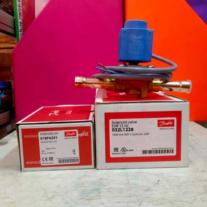 Promo Solenoid Valve Danfoss Evr 15 5/8 032f1228 + Coil 018f6251 220 ...