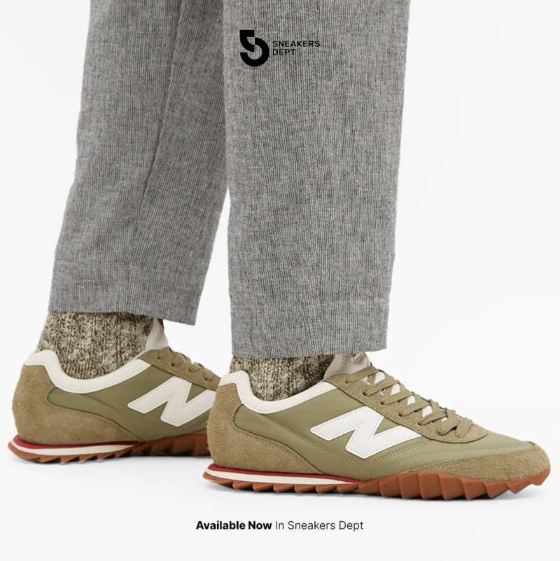 Promo Sepatu Sneakers Pria NEW BALANCE RC30 URC30BB ORIGINAL Diskon 66% ...