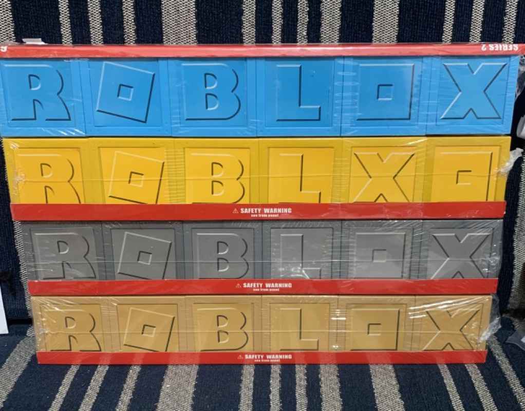 Promo Roblox Series 2 Mystery Box Figure Set isi 6 Diskon 23% di Seller ...