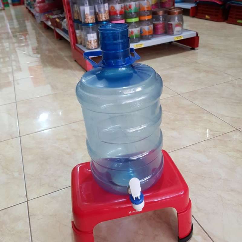 Jual Galon Air Minum Galon Plastik 5 Liter Keran - Instan Di Seller ...