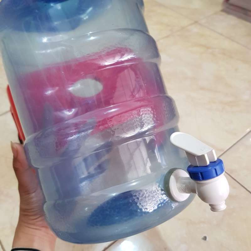 Jual Galon Air Minum Galon Plastik 5 Liter Keran - Instan Di Seller ...