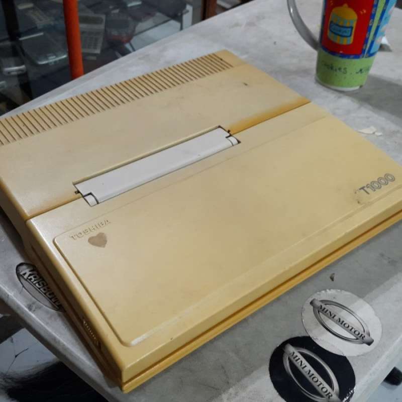 Jual Laptop Antik Kuno Jadul Toshiba T 1000 Tahun 1980's Di Seller Shin ...
