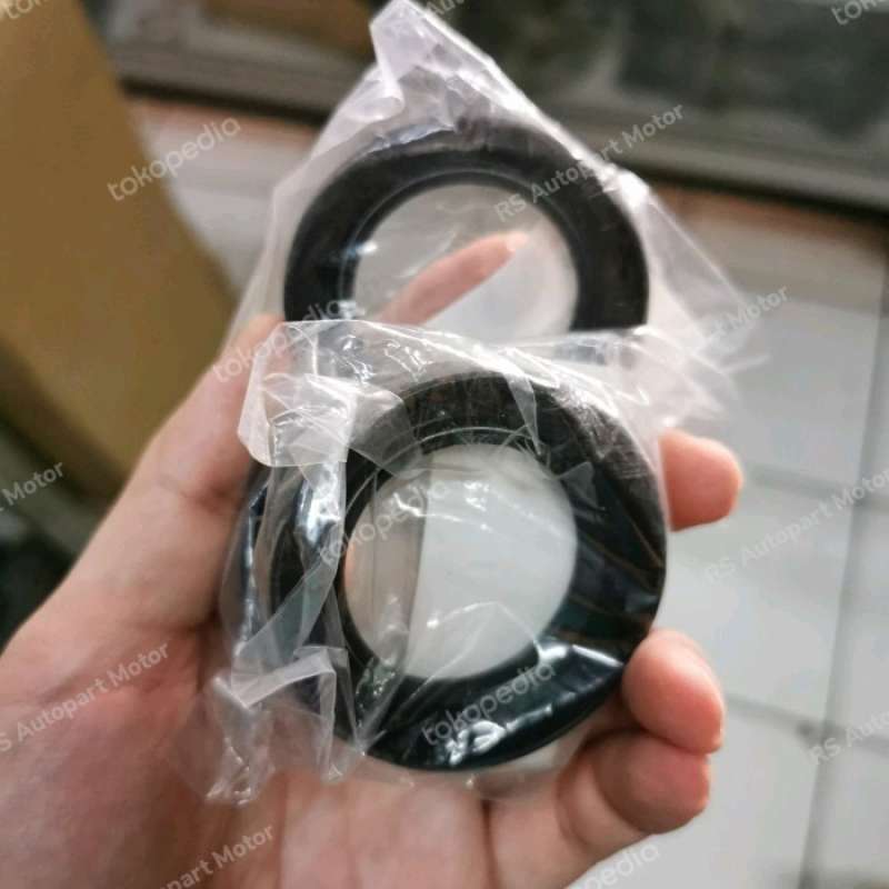 Promo Seal Buntut Transmisi Matic Kijang Innova Fortuner Hilux Original ...