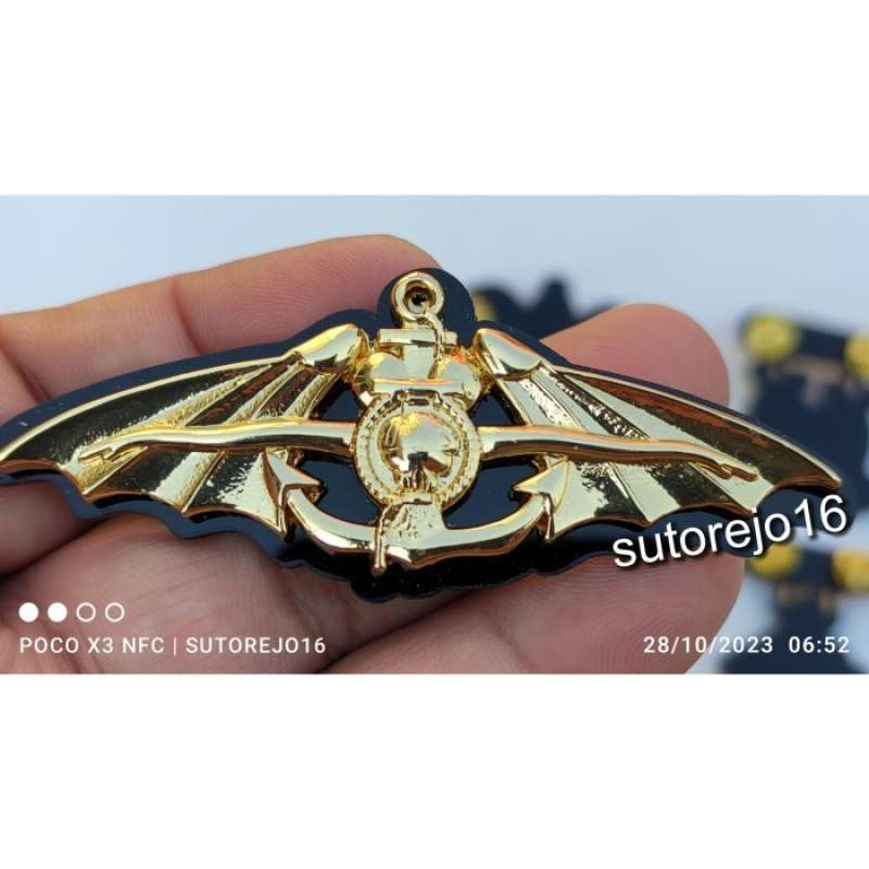 Promo Brivet Brifet Brevet Wings Tni Al Latar Mika Akrilik Miror Hitam ...
