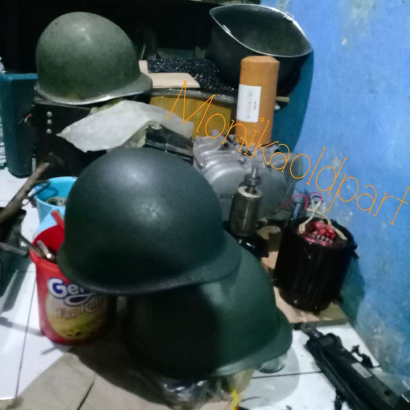 Jual Helm Baja Ex Tentara Jadul Perang Dunia Ii Original Helm Bersejarah Di Seller Tombstone ...