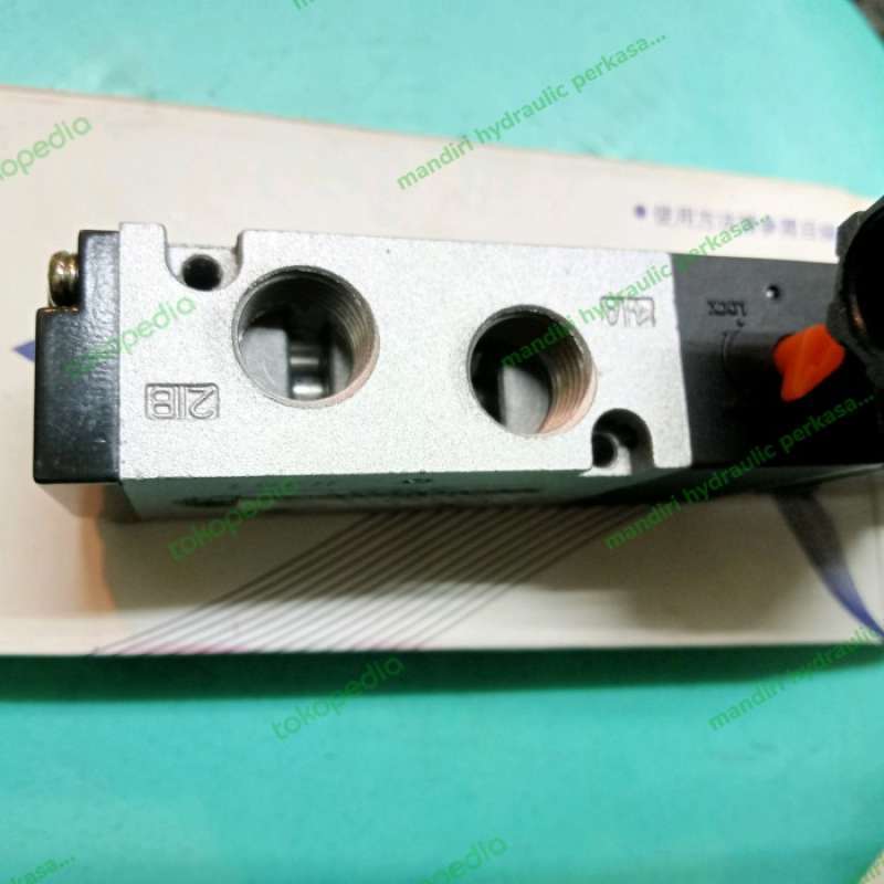Jual Single Solenoid Valve 5/2 Port 1/4 Chelic Sv-6102 - 220vac Di Seller Aghanim - Cengkareng ...