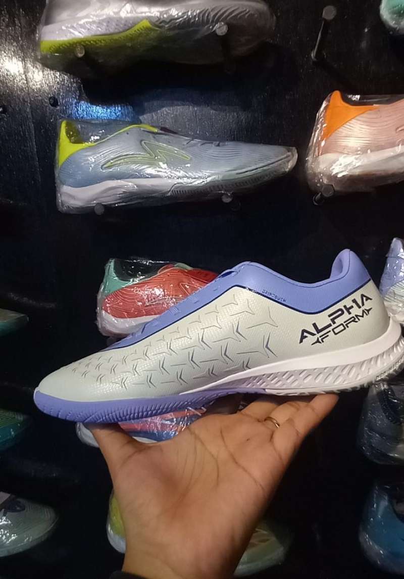 Jual Sepatu Futsal Specs Accelerator Alphaform Pro In Original - Pearl ...