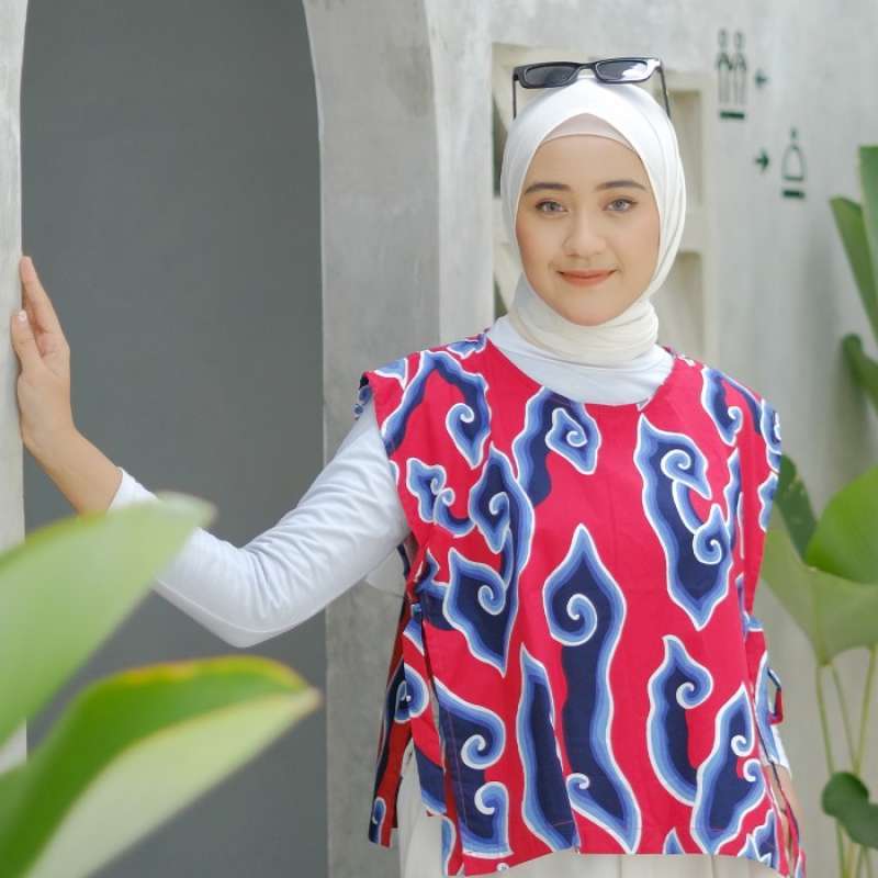 Jual Batik Trusmi Atasan Wanita Vest Batik Mega Mendung Premium Di ...