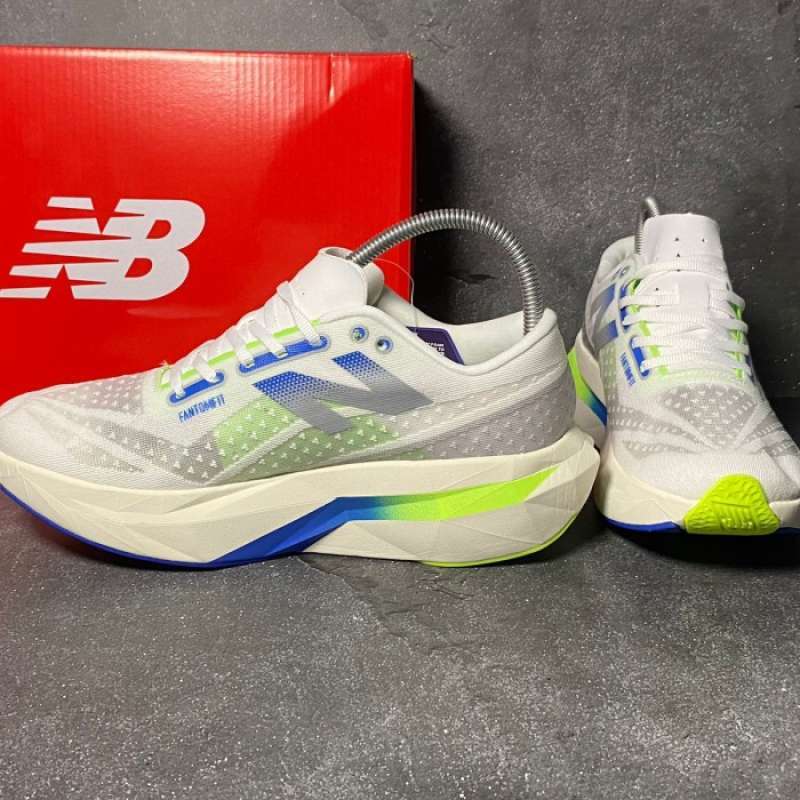 Promo Sepatu Runing Nb Fuellcell Sc Elite V4 White Blue - A, 39 Diskon ...
