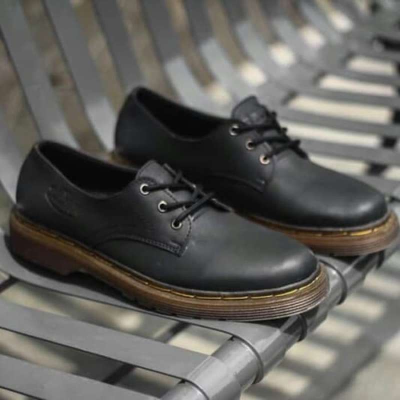 Promo Sepatu Low Work Boots Docmart Classic 3 Hole / Lubang / Pendek ...