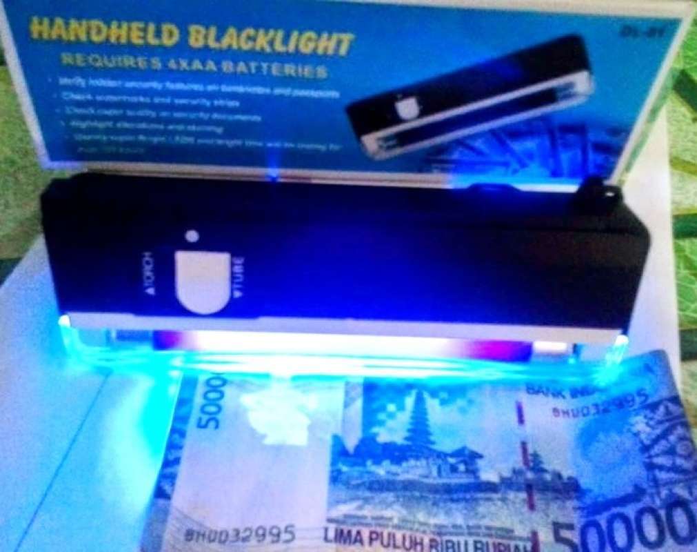 Jual Money Detector Uv Portable / Lampu Alat Tester Deteksi Uang Palsu ...