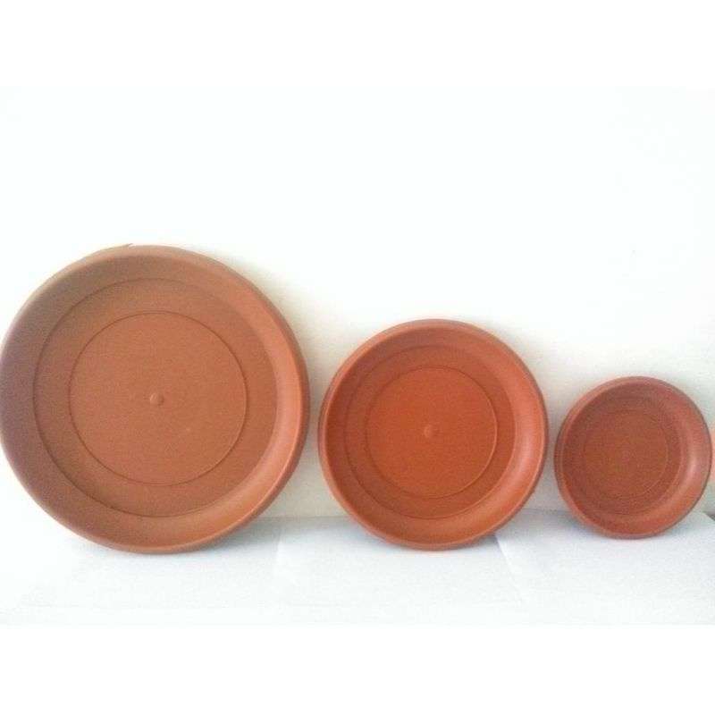 Jual 12 Pcs (1 Lusin) Tatakan Pot Kecil 15 20 Cm Warna Bata Dan Putih ...