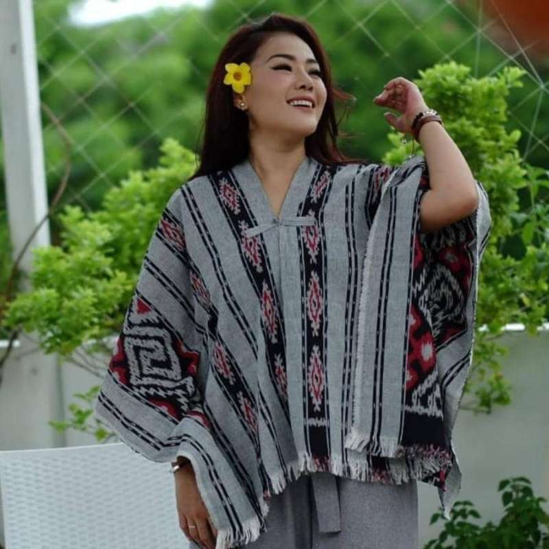 Jual Blous Tenun Blanket / Tenun Ntt Di Seller Sejahtera Tenun - Troso ...