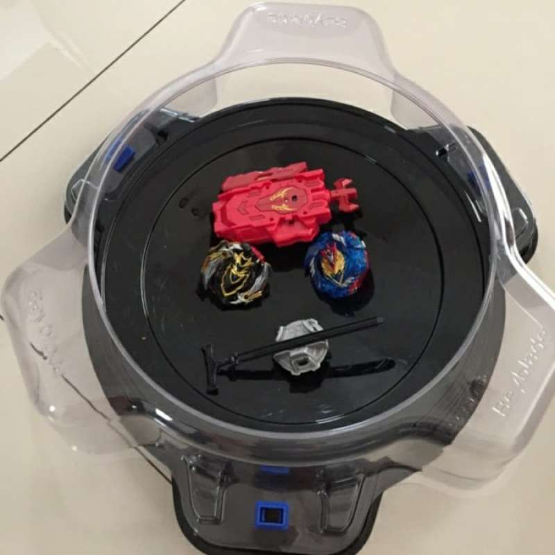 Jual Mainan Anak Arena Bermain Gasing Beyblade Burst Stadium Baru di ...