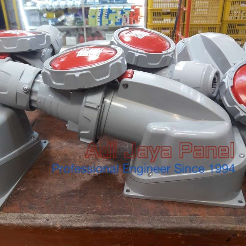 Promo 1set surface mounting legrand 63a 3phase 5pin ip 67 Diskon 23% di ...