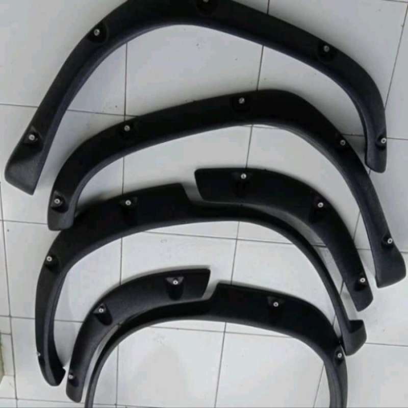 Promo Over Fender Suzuki Vitara Escudo Side Kick Model Baut Diskon 33% ...