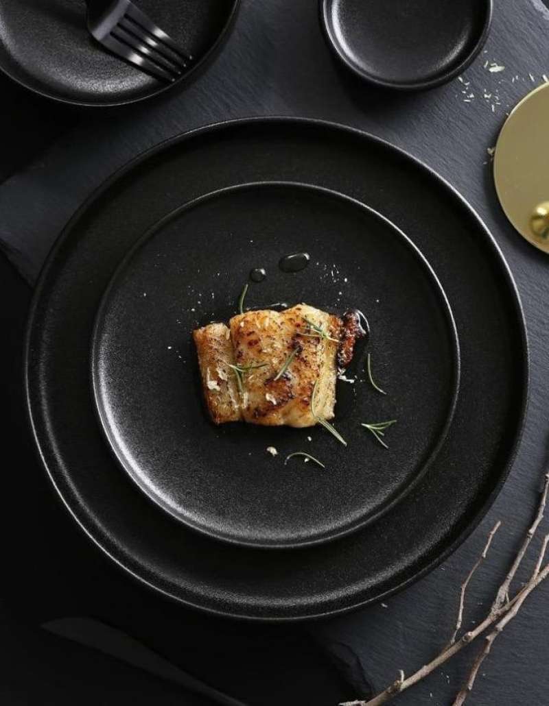 Jual Black Opium Plate / Piring Hitam Keramik / Piring Full Hitam Polis ...