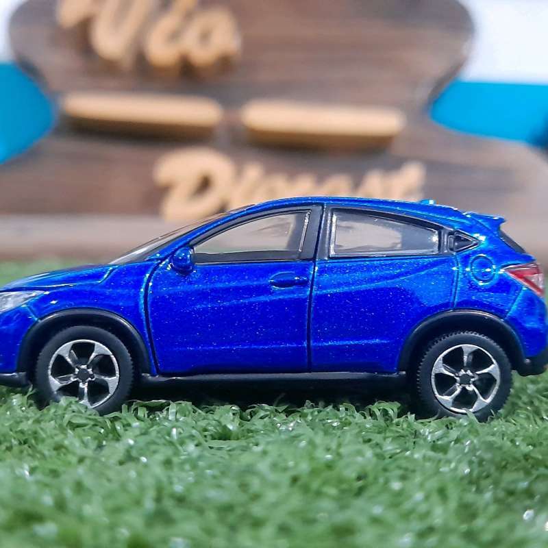 Jual Diecast Miniatur Honda Hrv Biru Skala 1:64 Di Seller Vio_car ...
