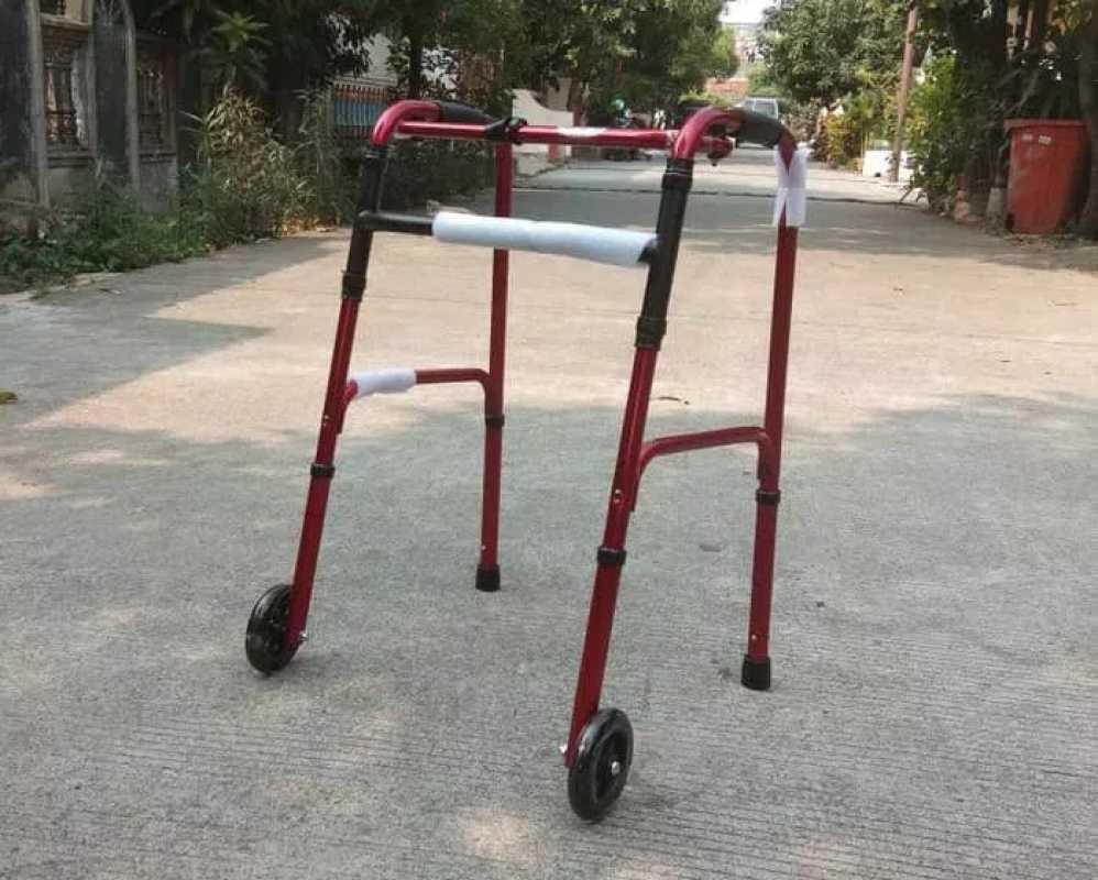 Jual Tongkat Walker Aluminium Warna Beroda Alat Bantu Jalan Di Seller ...