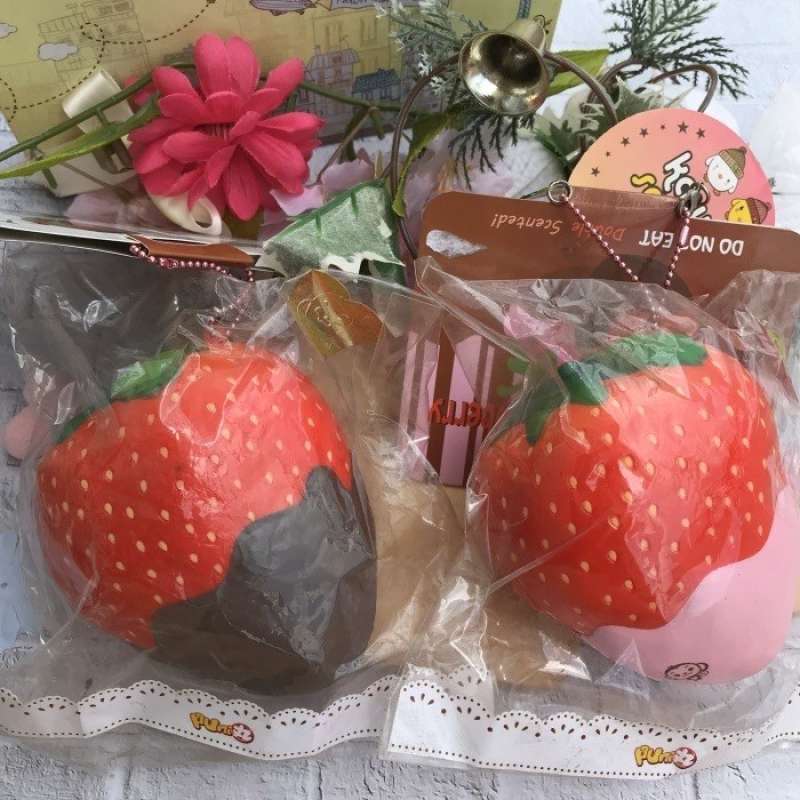 Jual Puni Maru Jumbo Strawberry 2016 Licensed Squishy Di Seller Golia ...