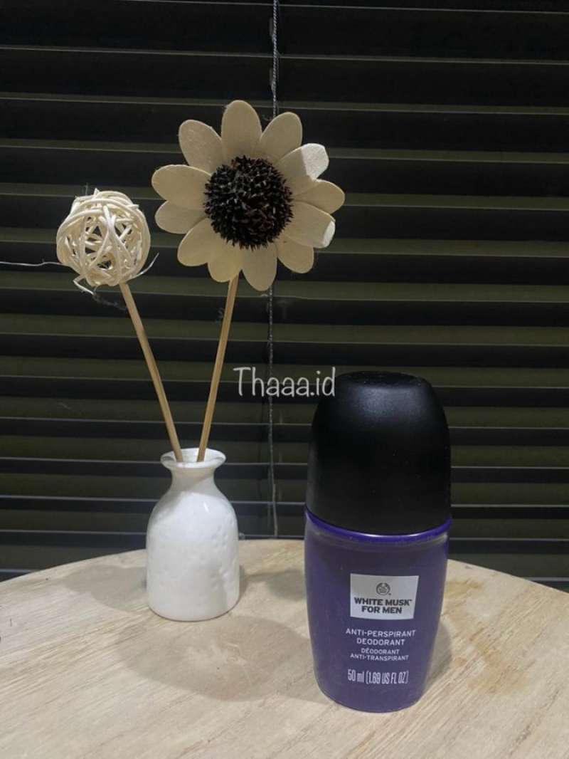 Promo The Body Shop WHITE MUSK FOR MEN Anti-Perspirant Deodorant Roll-On 50m Diskon 20% di ...