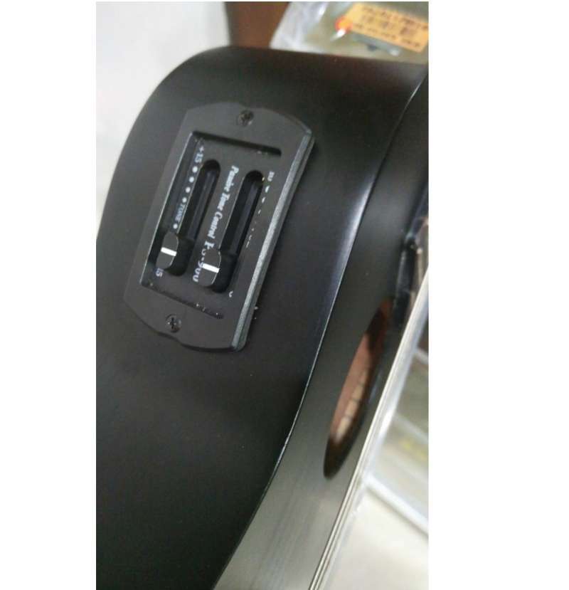 Jual Yamaha Guitalele Hitam Gl1 Original + Preamp Akustik Elektrik Di ...