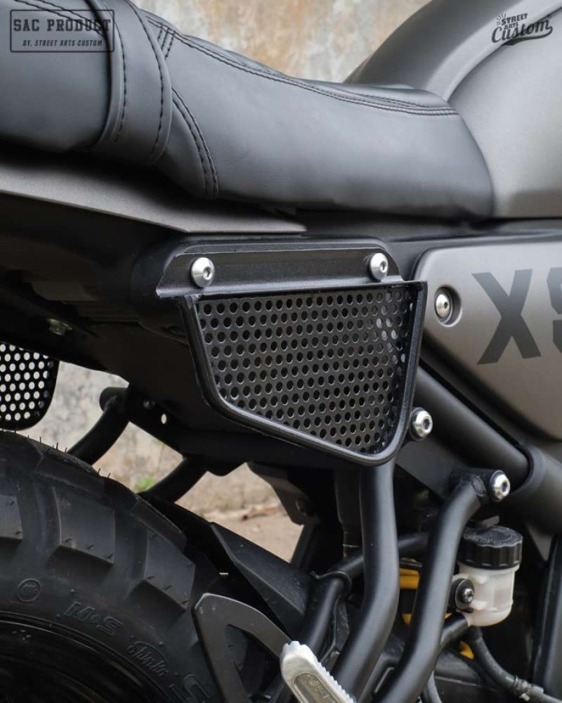 Promo Honeycomb Side Cover Yamaha Xsr 155 Aksesoris Body Samping Diskon ...
