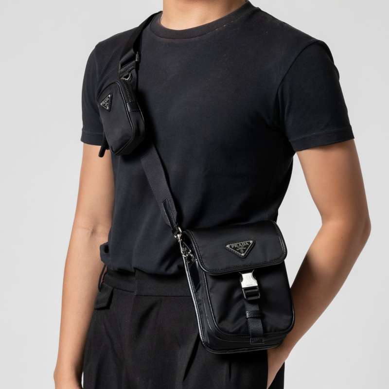 Jual Prada Saffiano Leather Small Messenger Bag Black Di Seller Voila ...