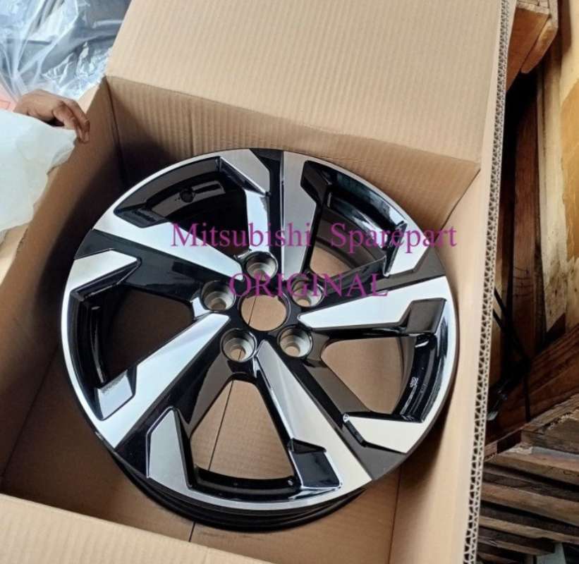 Jual Velg Original Xpander 2022 Ring 17 Original Part 4250g610 Di ...